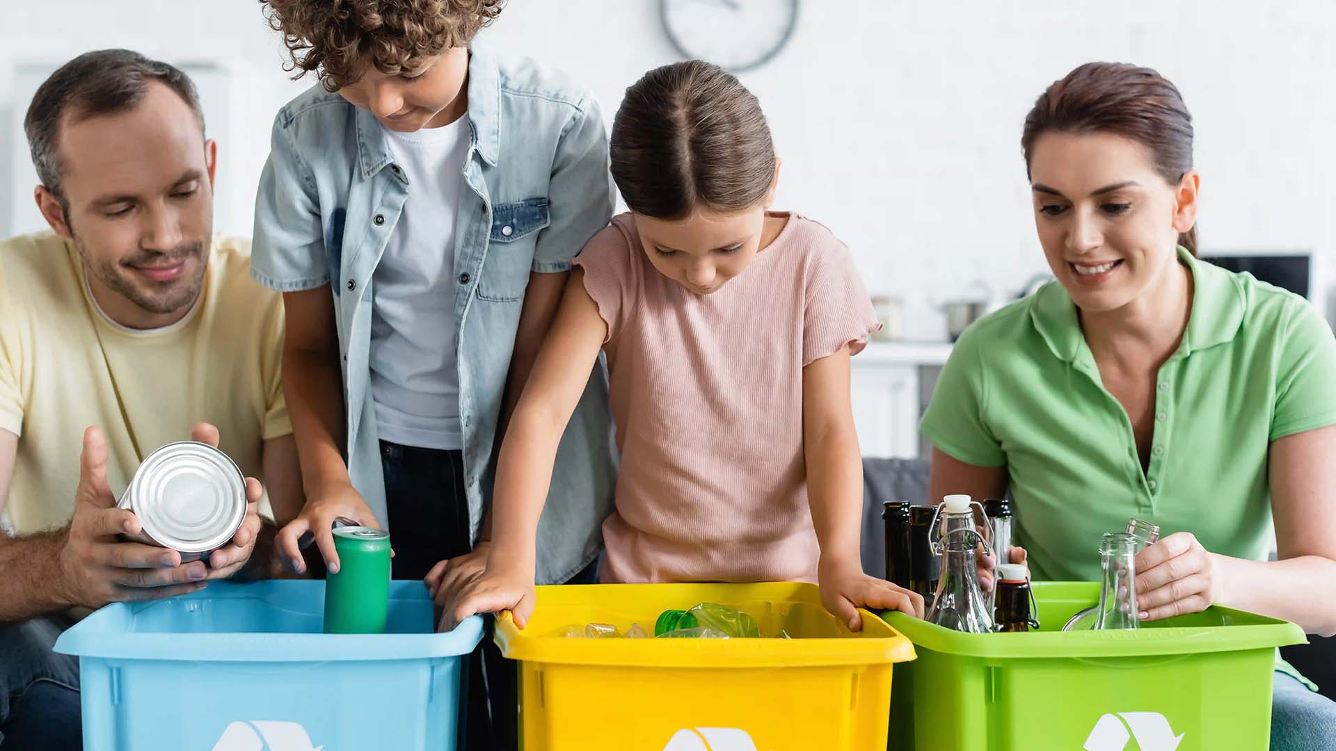 Advantages of Multi-Compartment Waste and Recycling Bins – atahome